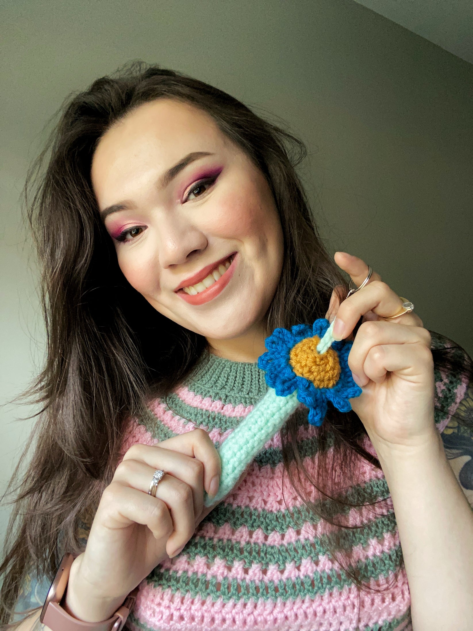 Sunflower Vape Holder Keychain Pattern | Crochet Pattern – The Cozy ...