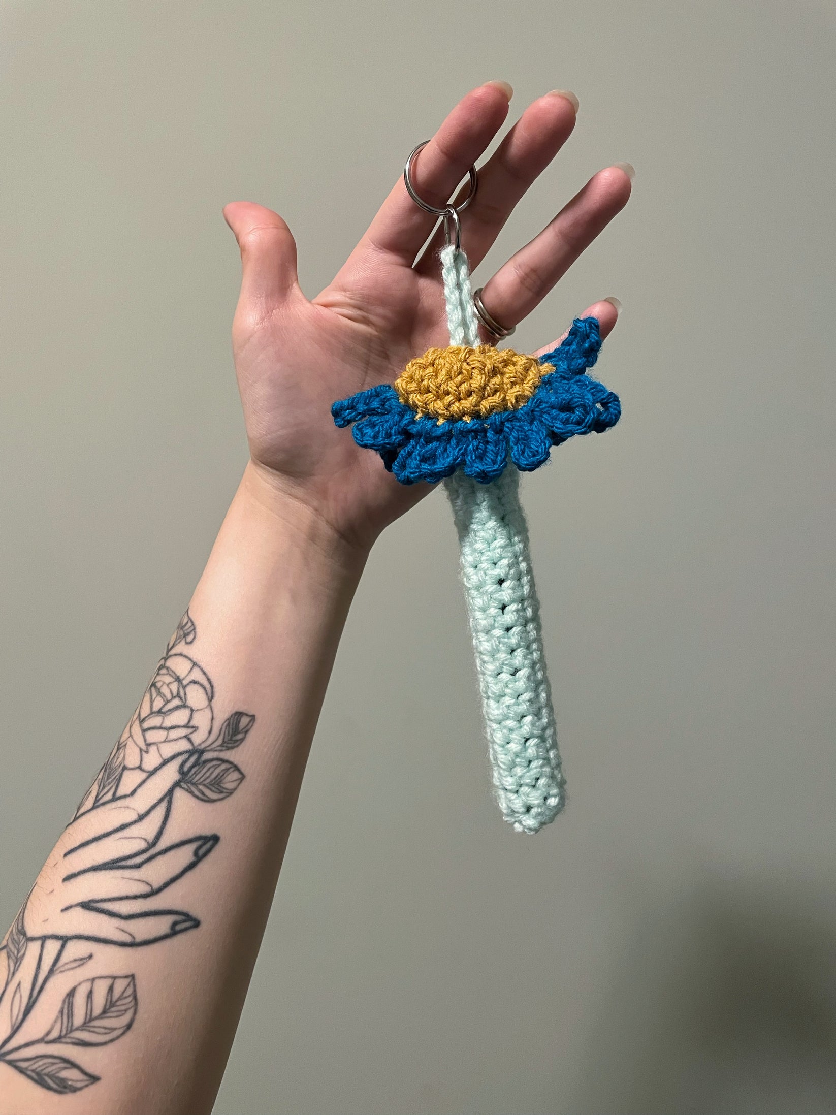 Sunflower Vape Holder Keychain Pattern | Crochet Pattern – The Cozy ...